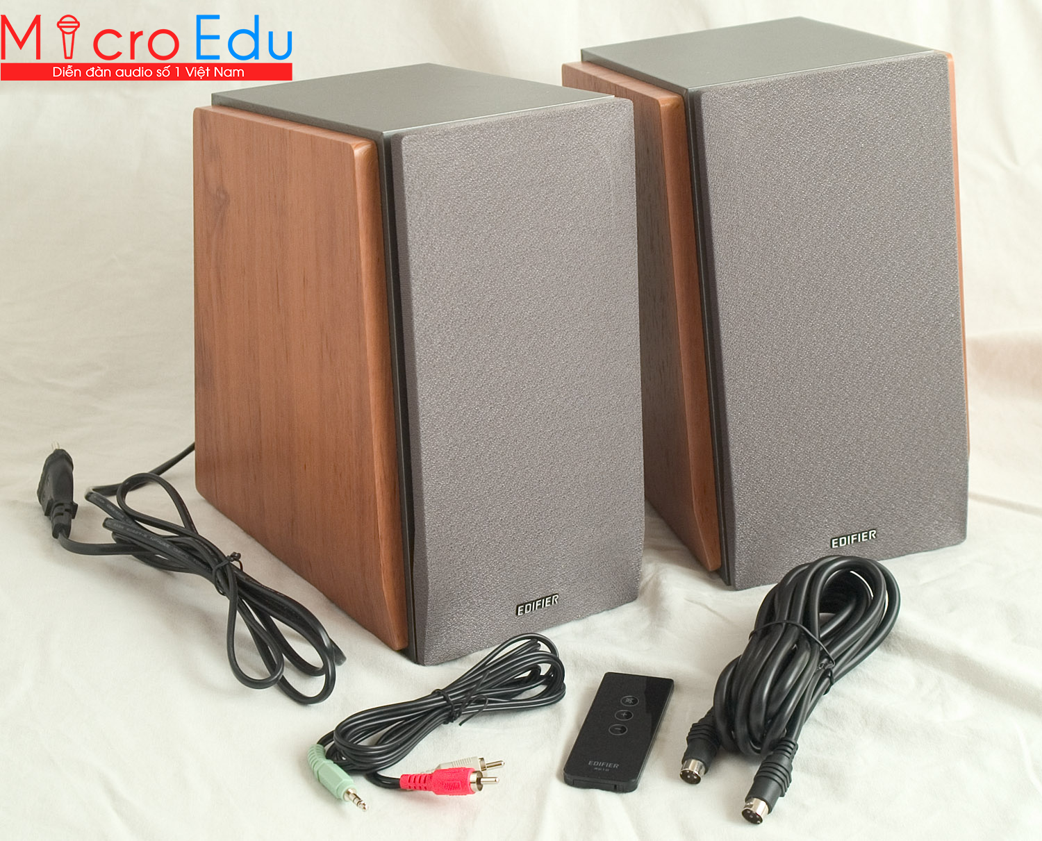 Edifier R1600Tiii Bản Nâng Cấp Hoàn Hảo Của EDIFIER R1200TII